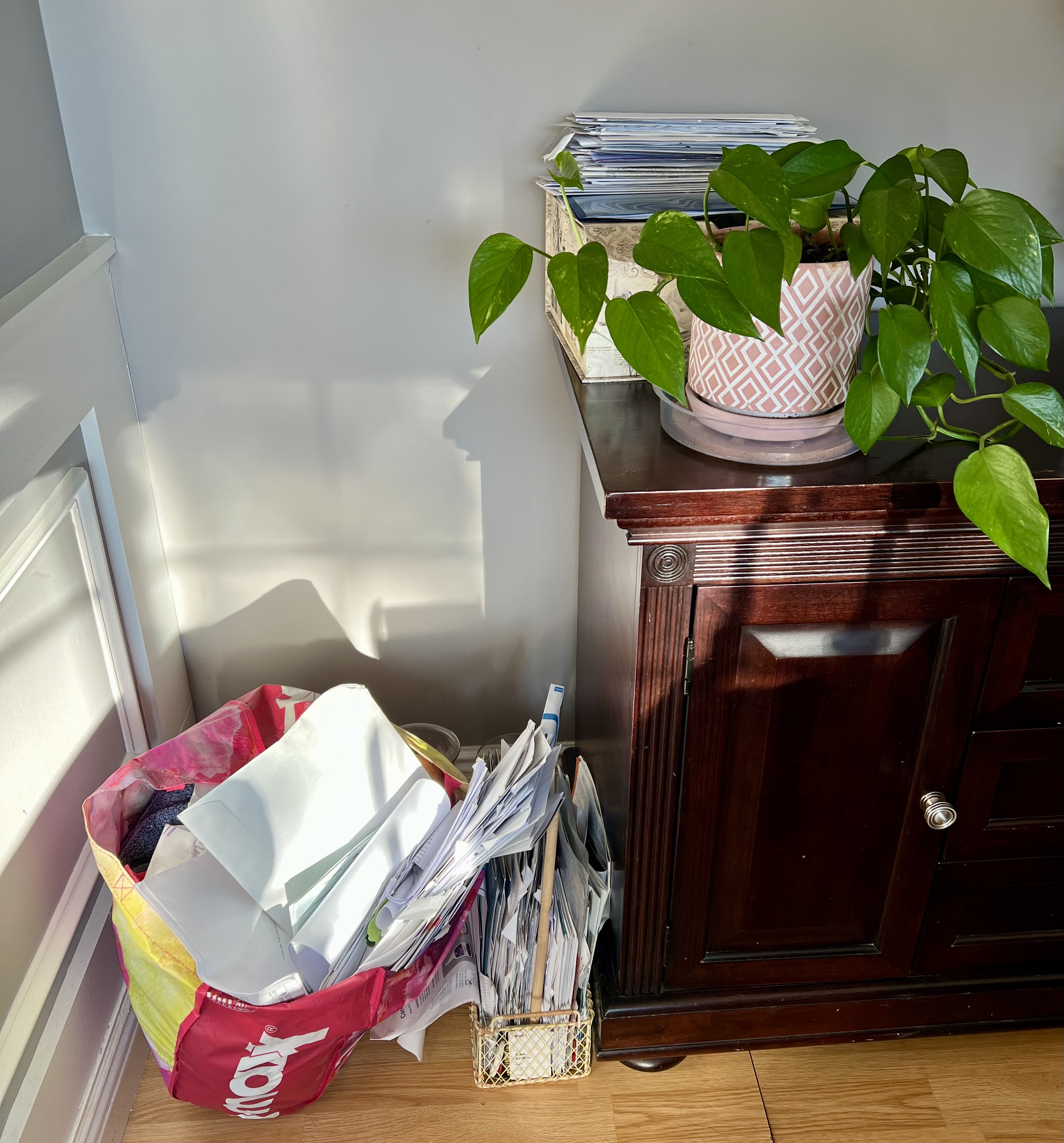 OMC!! Oh My Clutter!! – Concierge Shredding Solutions, LLC